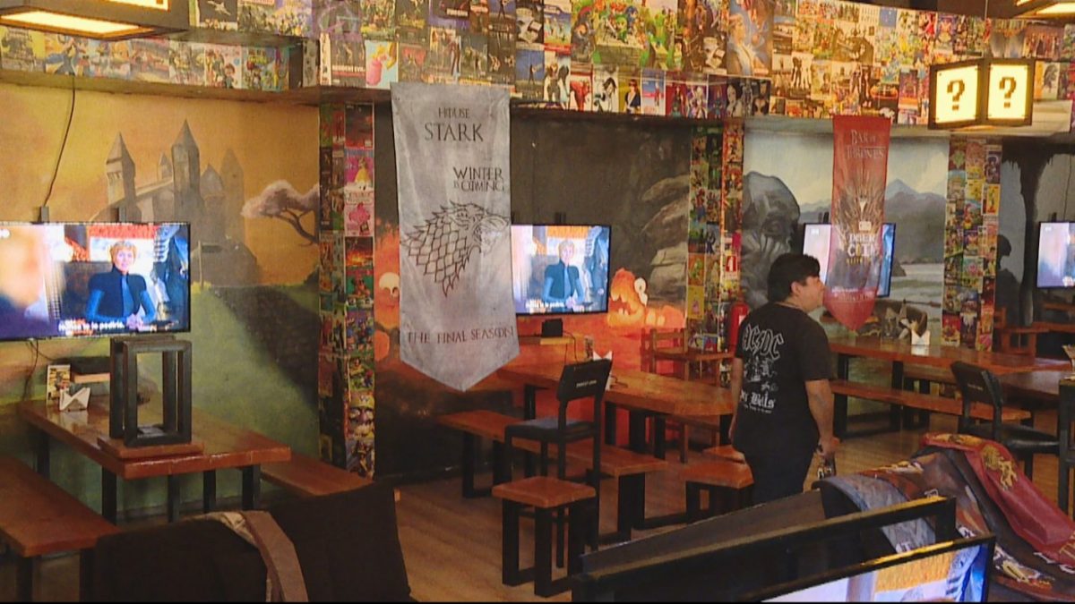 Tragos especiales, cosplay y fanatismo: Dónde ver el estreno de la ...