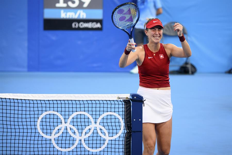 Va por la historia: Tenista suiza accedió a la final individual y de ...